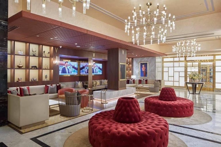 PVR OPENS SIX-SCREEN LUXURY MULTIPLEX IN BOMBAY | 22 October, 2021 ...