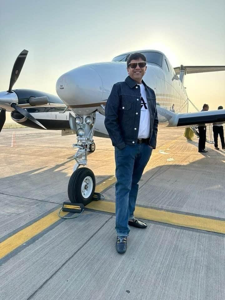JAYESH DESAI OF RAJHANS CINEMA GROUP BUYS PRIVATE JET | 15 January ...